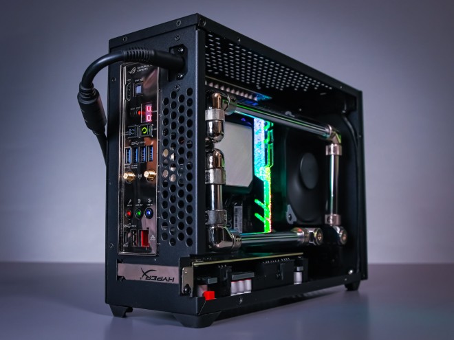 Un mini PC watercoolé de 7 litres maximum, c’est faisable mais sans ...