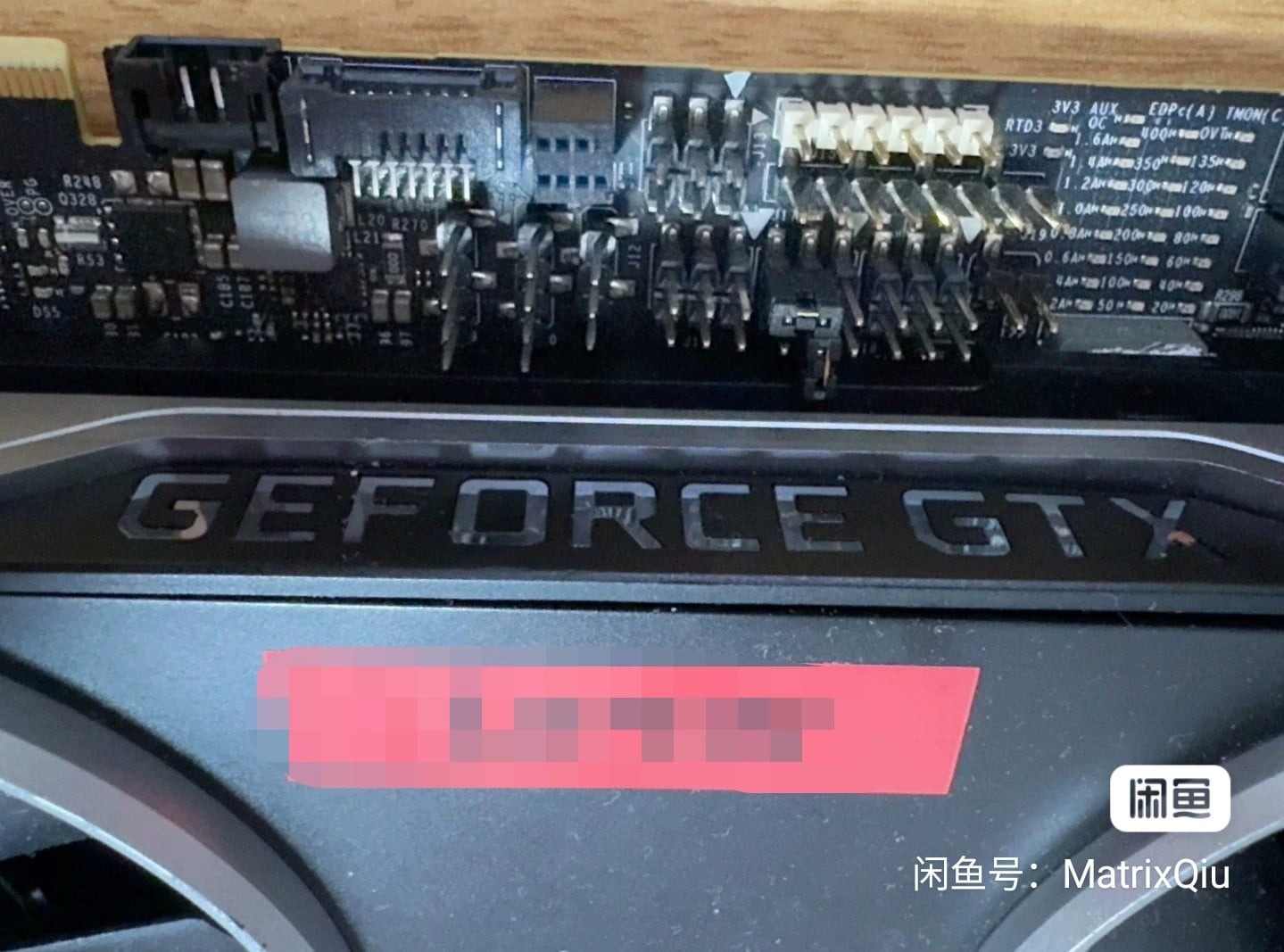 Le prototype de RTX Titan Ada dispose d'un ENORME adaptateur