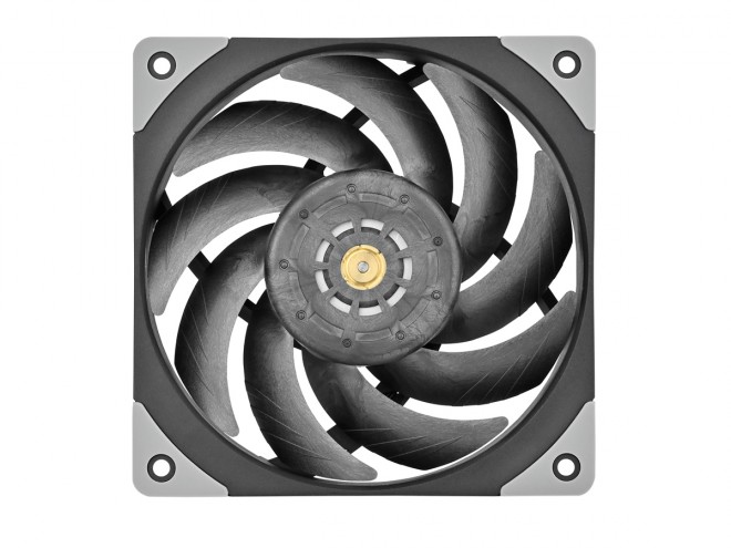 Grosse montée en gamme pour SilverStone avec le FHL120