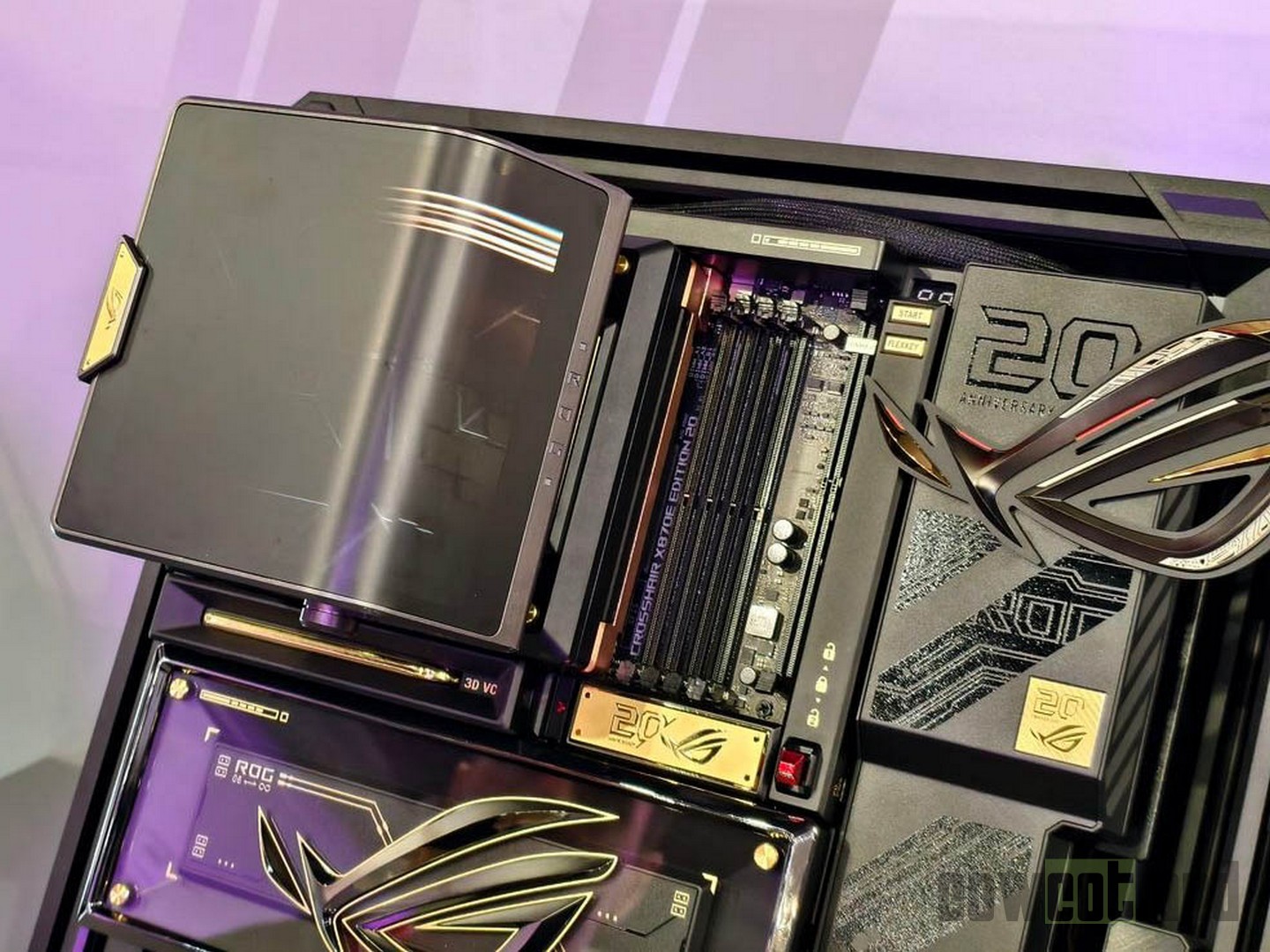 COMPUTEX 2026 : ASUS ROG Crosshair X870E Edition 20, une carte mère ...