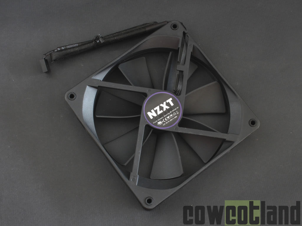 Watercooling AIO NZXT Kraken X62 : Le kit, page 2